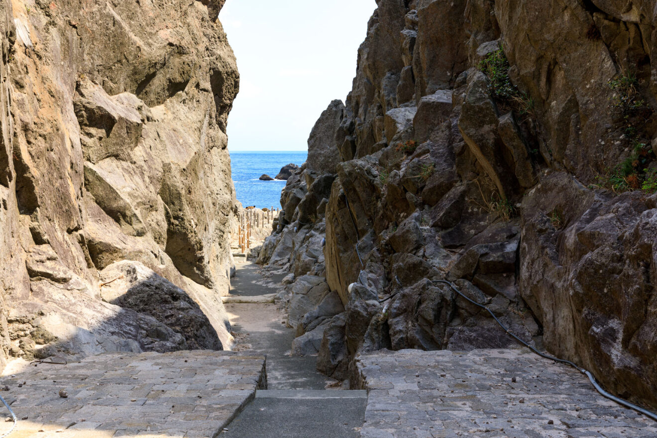 Rugged Cliffs and Winding Path on Shikinejima Island, Japan | Offbeat Japan